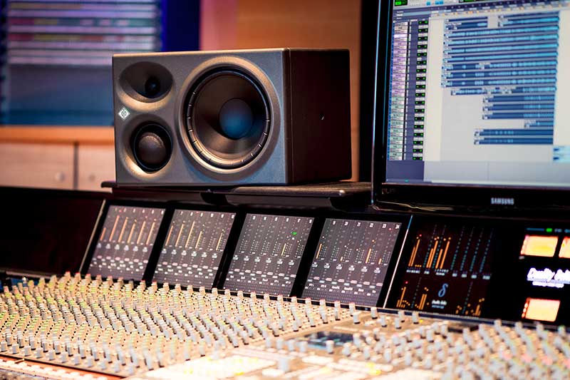 Carte son & interface audio Neumann - Achat pas cher ! - Star's Music