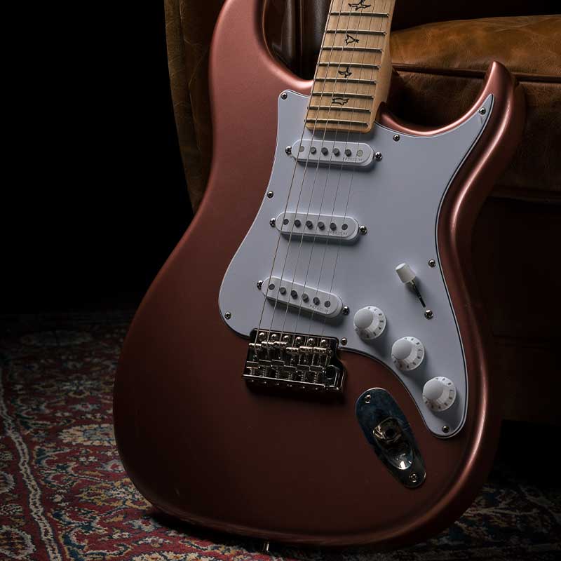 Découvrez les 5 guitares de rêve de Rockloe